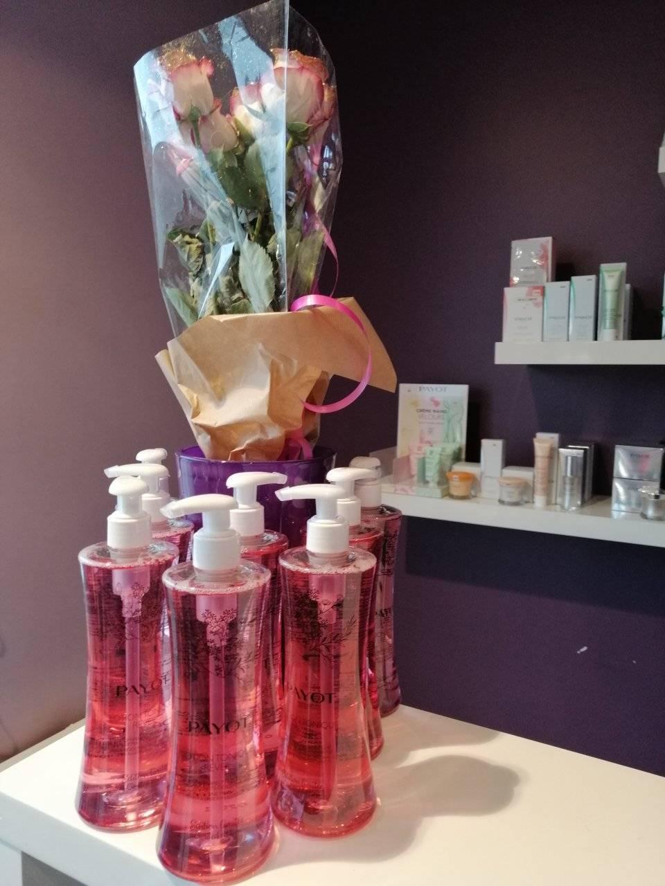 Massage Saint-Vit, Soins visage, Soins corps, Soins pieds, Soins mains, Épilations, Réhaussement ...